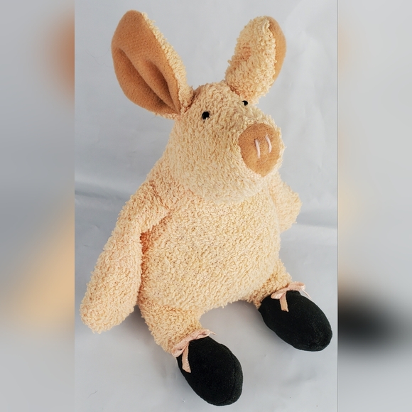 manhattan toy | Toys | Manhattan Toy Company Vtg 7 Tip Toes Pierre Pig ...